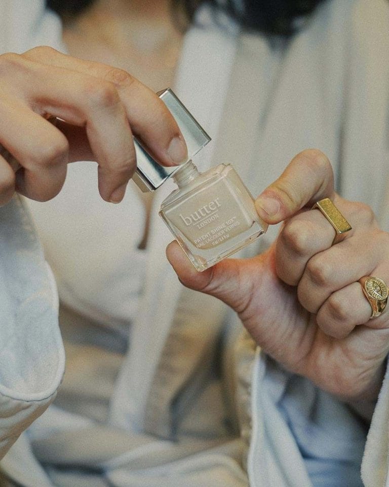 Spa Manicure NYC | Signature Manicure in Midtown Manhattan